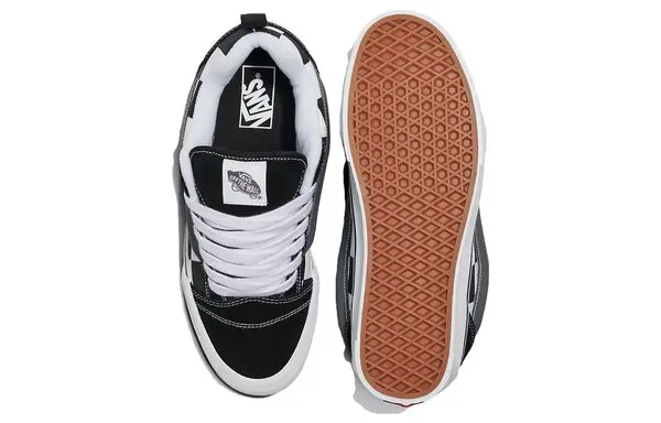 VANS Knu Skool Mega Check Sneakers - Black/white