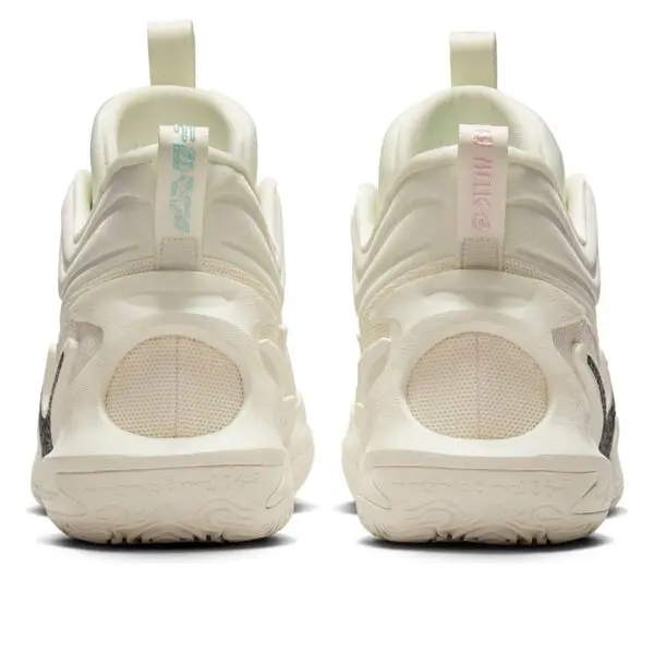 Nike Cosmic Unity 2 - Cream