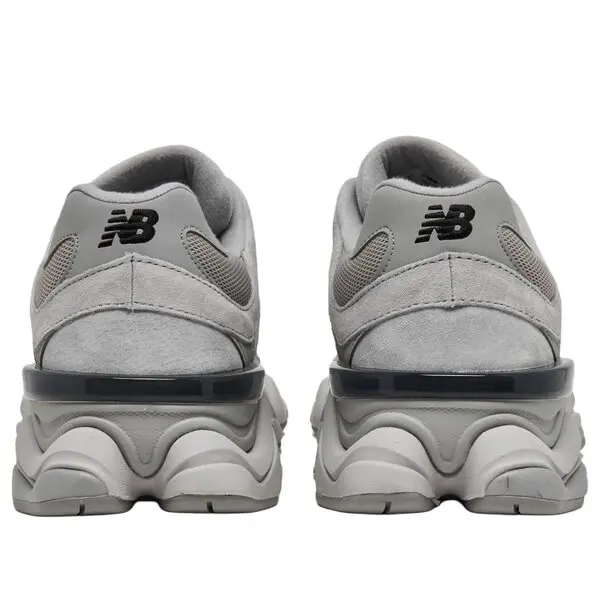 NEW BALANCE 9060 "silver Metallic Grey" Sneakers - Silver Metallic/grey