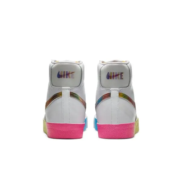 Nike Blazer Mid '77 Vintage High Top Sneakers - White