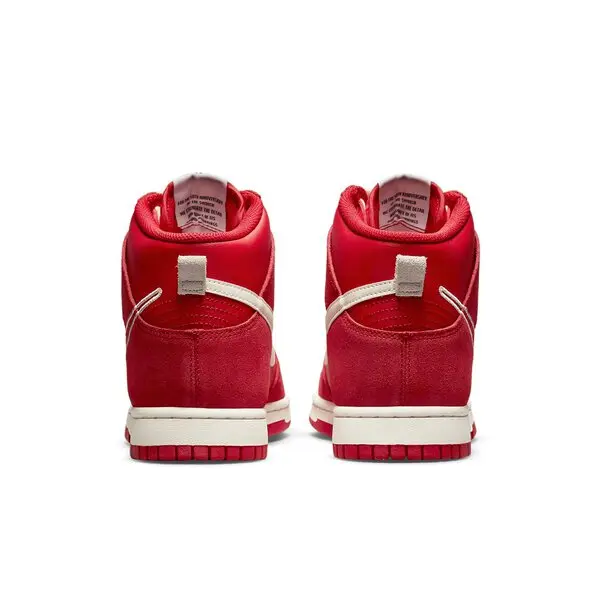 Nike Dunk High Se 'university Lace-up Sneakers - Red