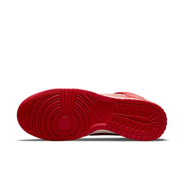 Nike Dunk High Se 'university Lace-up Sneakers - Red