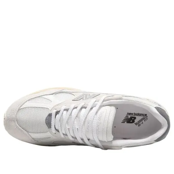 NEW BALANCE 991v2 Made In Uk Sneakers - Wind Chime/white/frozen Dew