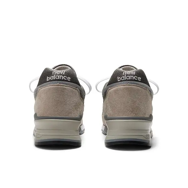 NEW BALANCE 997 Sneakers - Castlerock/white