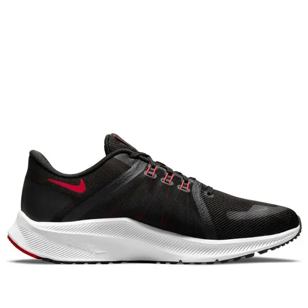 Nike Quest 4 Low Top Sneakers - Black/red