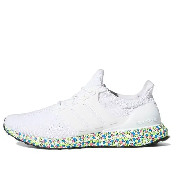 Adidas Ultraboost 5.0 Dna "mosaic Boost Pack - Cloud White/cloud White/core Black