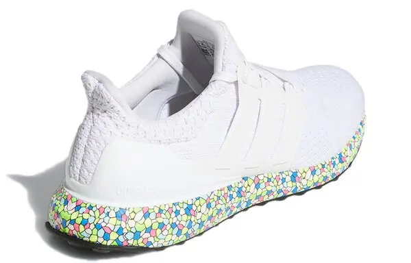Adidas Ultraboost 5.0 Dna "mosaic Boost Pack - Cloud White/cloud White/core Black