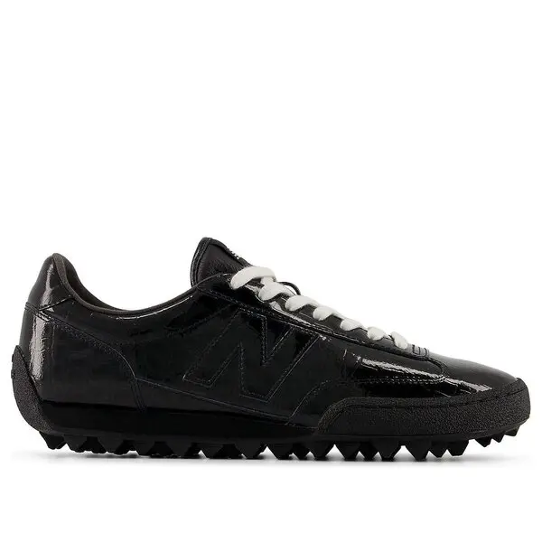 NEW BALANCE Gator Run Sneakers - Black