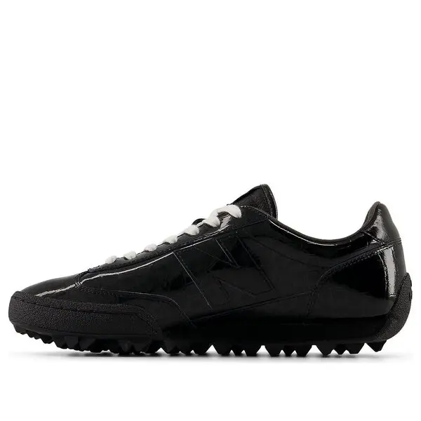 NEW BALANCE Gator Run Sneakers - Black