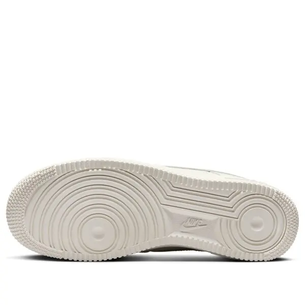 Nike Force 1 '07 Essential Sneakers - Sail/black/sail