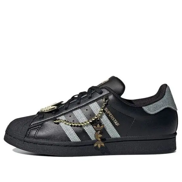 Adidas Superstar "sneaker Queen" Sneakers