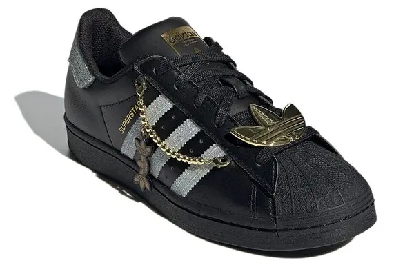 Adidas Superstar "sneaker Queen" Sneakers