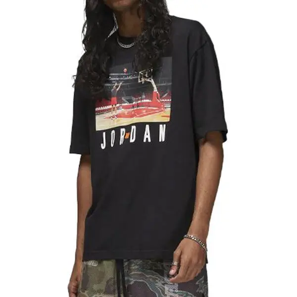 JORDAN X Undefeated T-shirt Asia Sizing