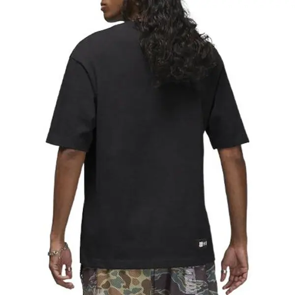 JORDAN X Undefeated T-shirt Asia Sizing
