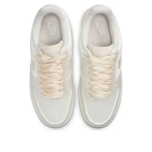 Nike Force 1 '07 Lv8 Sail Barely Orange Sneakers