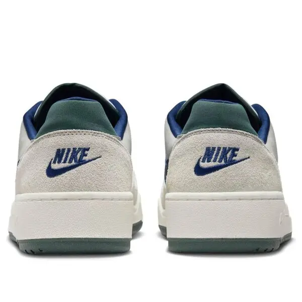 Nike Full Force Low Sneakers - White/grey
