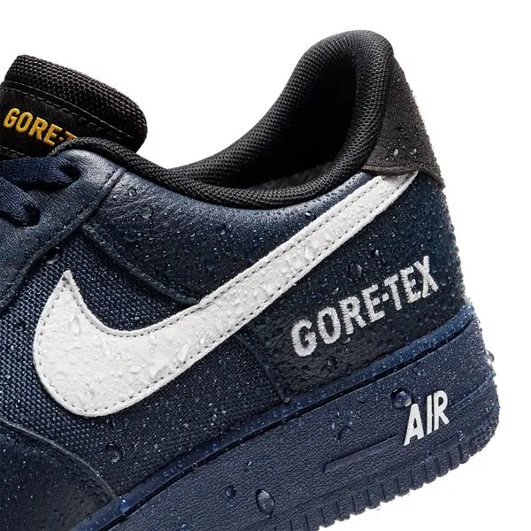 Nike Force 1 Low Gore-tex Sneakers