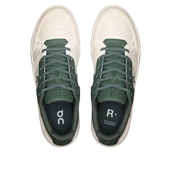 On The Roger Clubhouse Sneakers - White/olive