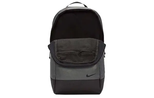 Nike Essential Winterized Shield Backpack