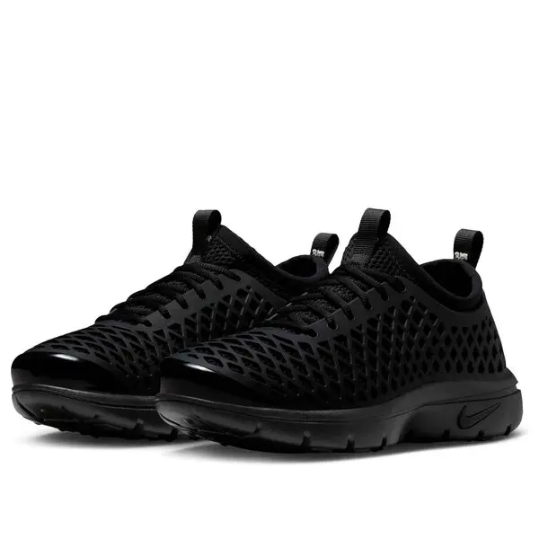 Nike Rejuven8 Sneakers - Black/sail