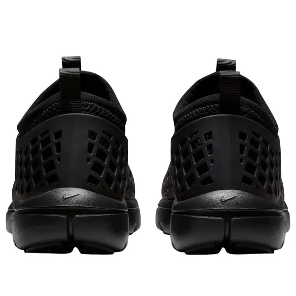 Nike Rejuven8 Sneakers - Black/sail