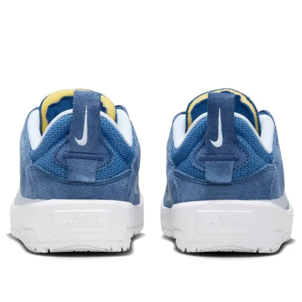 Nike Day One Sneakers