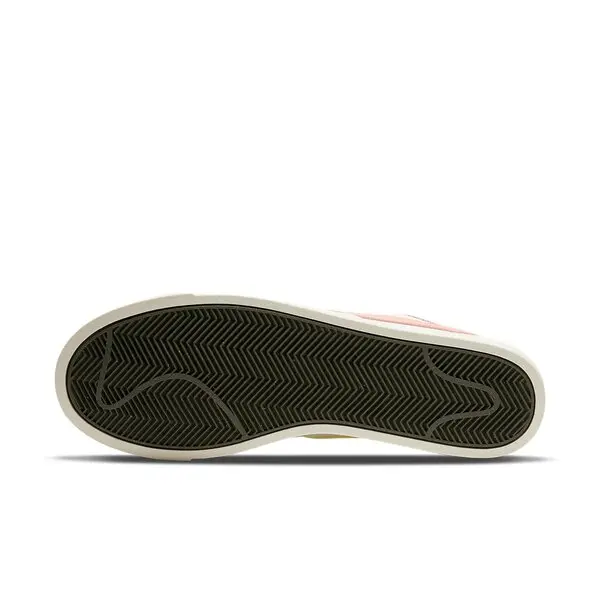 Nike Blazer Low Le Sneakers - Sail