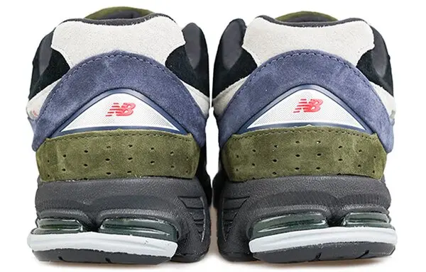 NEW BALANCE 2002r "year Of The Ox" Sneakers - Black/green/grey