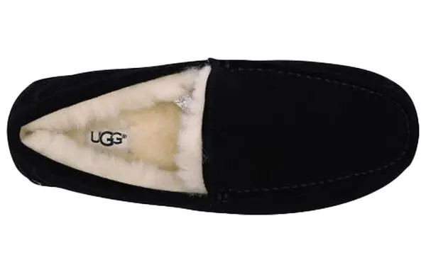 UGG Ascot Slipper - Black