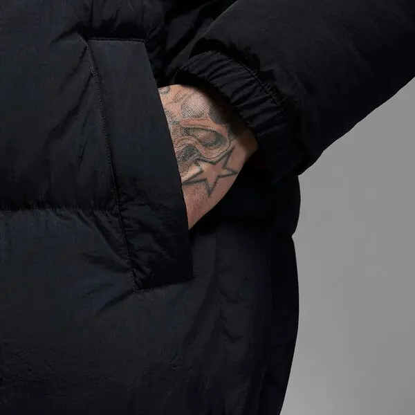 JORDAN Air Essential Puffer Jacket - Black/red