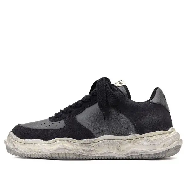 Mihara Yasuhiro Wayne Og Sole Distressed Leather Low Top Sneakers - Black