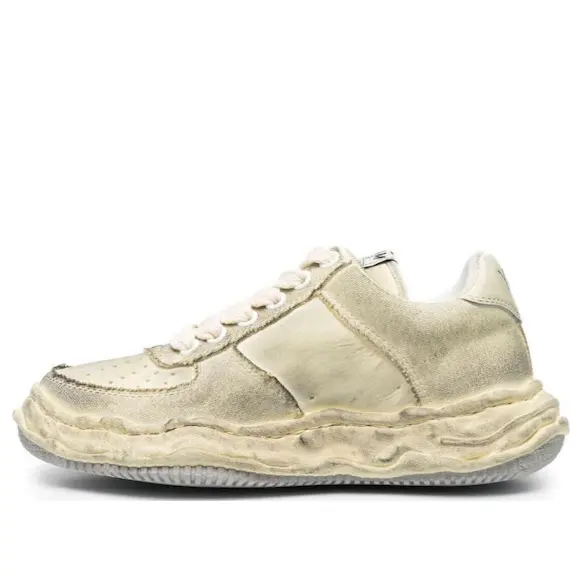Mihara Yasuhiro Wayne Distressed Lace Sneakers - Beige