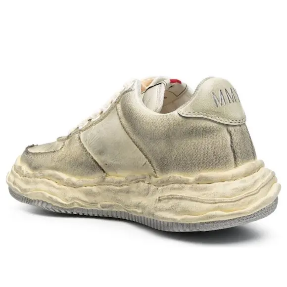 Mihara Yasuhiro Wayne Distressed Lace Sneakers - Beige