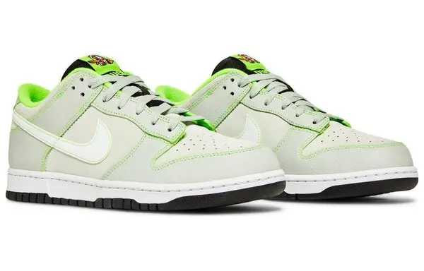 Nike Dunk Low "university Of Oregon Pe" Sneakers