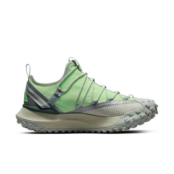 Nike Mountain Fly Low