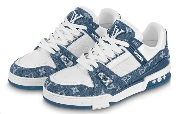 LOUIS VUITTON Trainer Sneakers