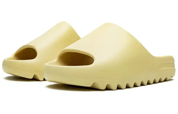 Adidas Yeezy Slide - Tan