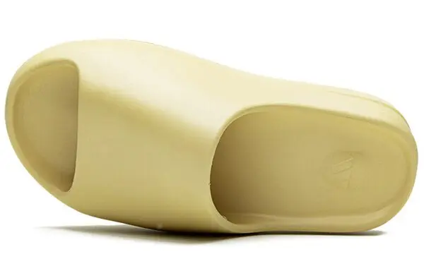 Adidas Yeezy Slide - Tan