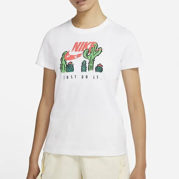 Nike Graphic Tee