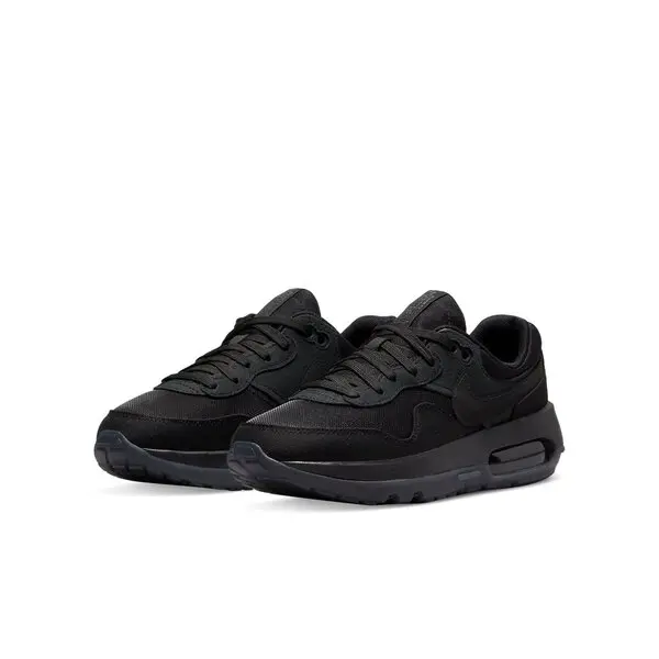 Nike Max Motif Sneakers