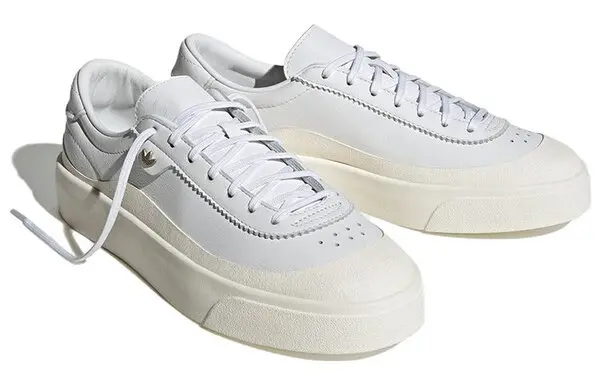 Adidas Originals Nucombe Sneakers - White