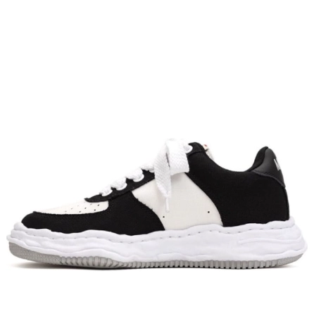 Mihara Yasuhiro Wayne Og Sole Canvas Low Top Sneakers - Black/white