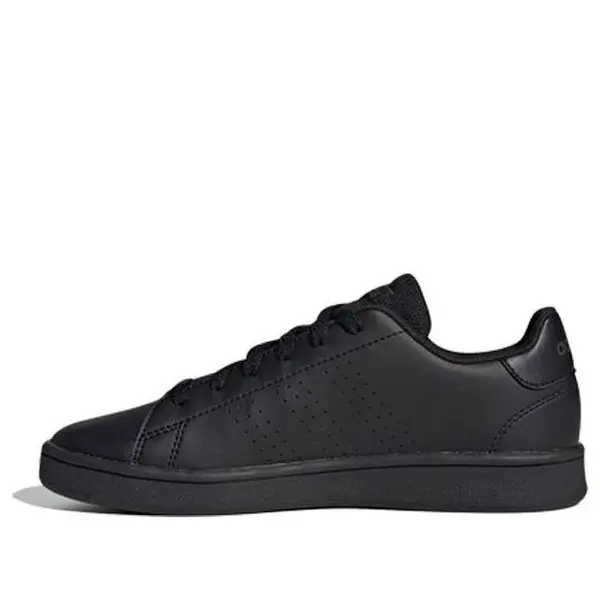 Adidas Advantage Sneakers