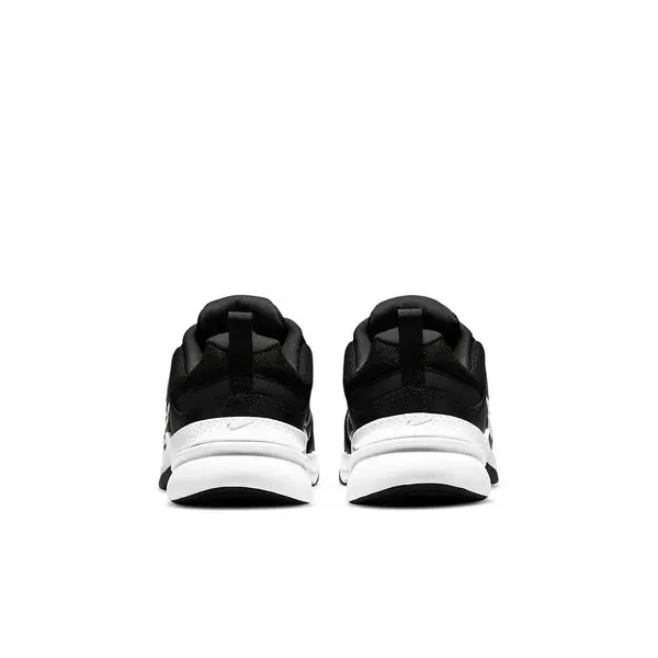Nike Defy All Day Sneakers - Black/white