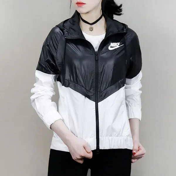 Nike Windrunner Jacket - Black/withe