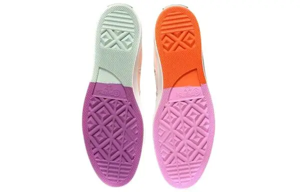 CONVERSE X Chinatown Market Chuck 70 Ox 'uv' Sneakers