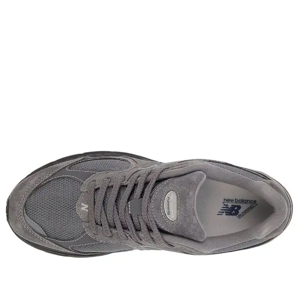 NEW BALANCE 2002r Sneakers - Essential Gray/black
