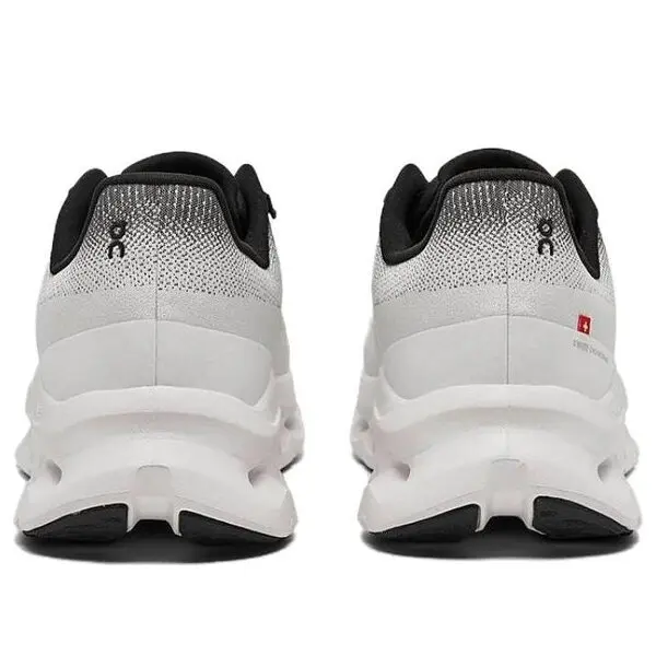 On Cloudtilt Sneakers - White/black
