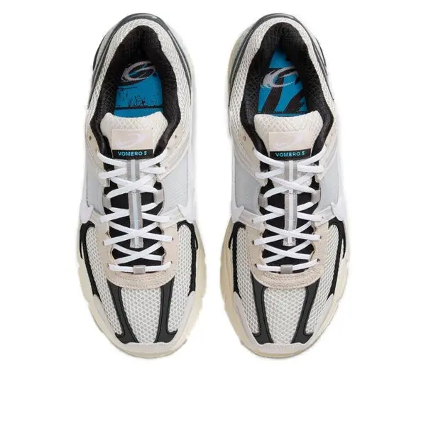 Nike Zoom Vomero 'supersonic' Sneakers - White/sail/light Bone