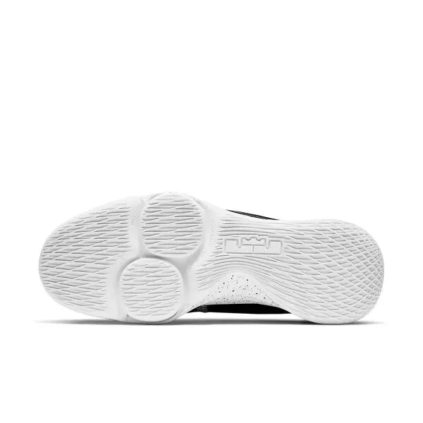 Nike Lebron Witness 5 Ep Athletic Sneakers - Black/white